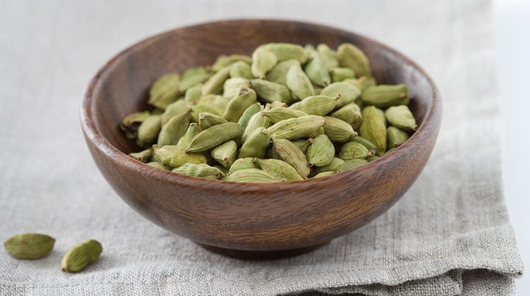 ¿Qué es el cardamomo y cuáles son sus beneficios?