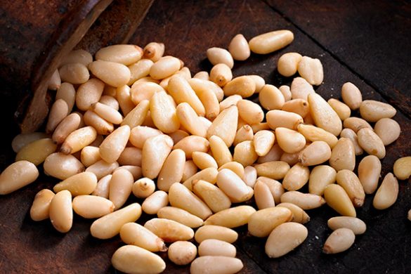 Piñones: ¿qué son y porque son un ingrediente tan costoso?
