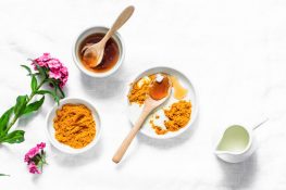 Beneficios de la cúrcuma para la piel: mascarillas para la cara